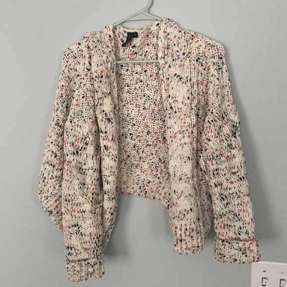 moon & madison | Sweaters | Moon And Madison Cropped Sweater | Poshmark